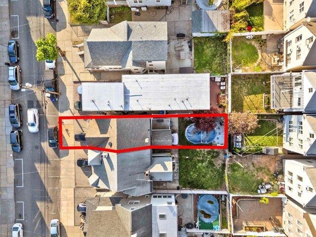 house with 3 bedroom, Bayonne NJ DLS102211908