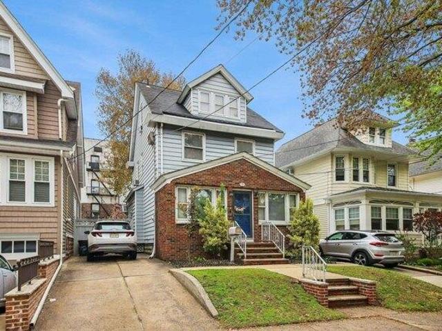 house with 3 bedroom, Bayonne NJ DS102824424