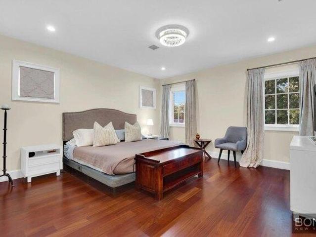 house with 3 bedroom, Bayside NY DLS101800942