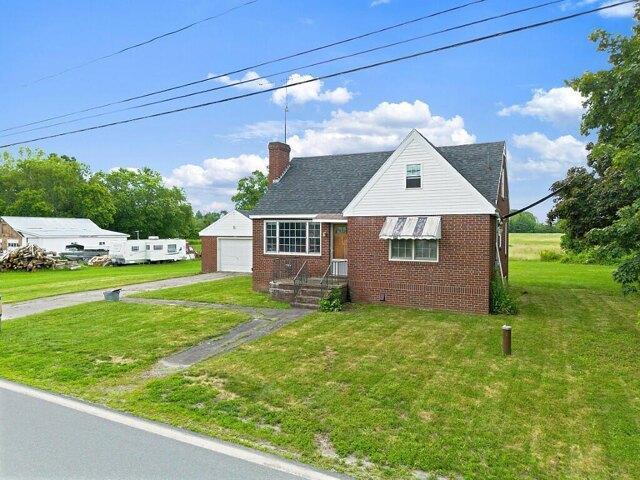 house with 3 bedroom, Benton ME ES103889585