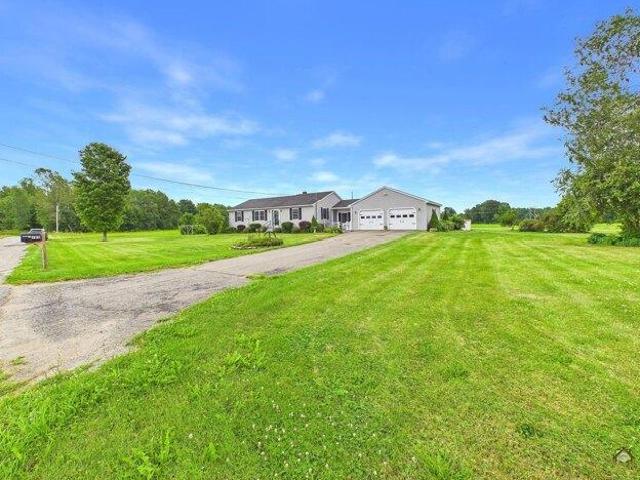 house with 3 bedroom, Benton ME ES104848268