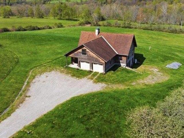 house with 3 bedroom, Bennington VT DS104151535