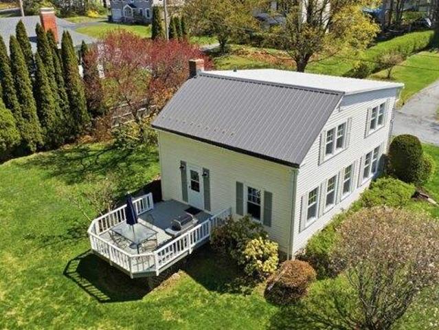 house with 3 bedroom, Bennington VT ES104113197