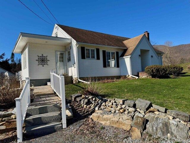 house with 3 bedroom, Bennington VT ES104852946