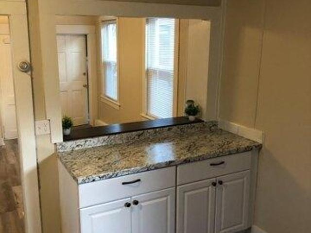 house with 3 bedroom, Bennington VT ES105115257