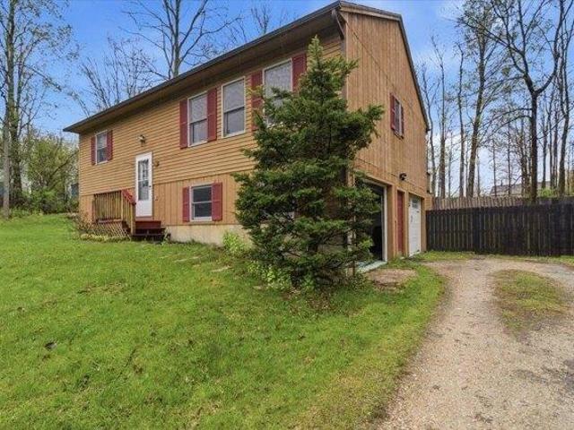 house with 3 bedroom, Bennington VT ES103436374