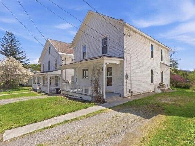 house with 3 bedroom, Bennington VT ES103887328
