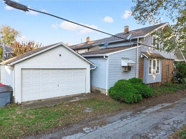 house with 3 bedroom, Beaver Falls PA DS103625888