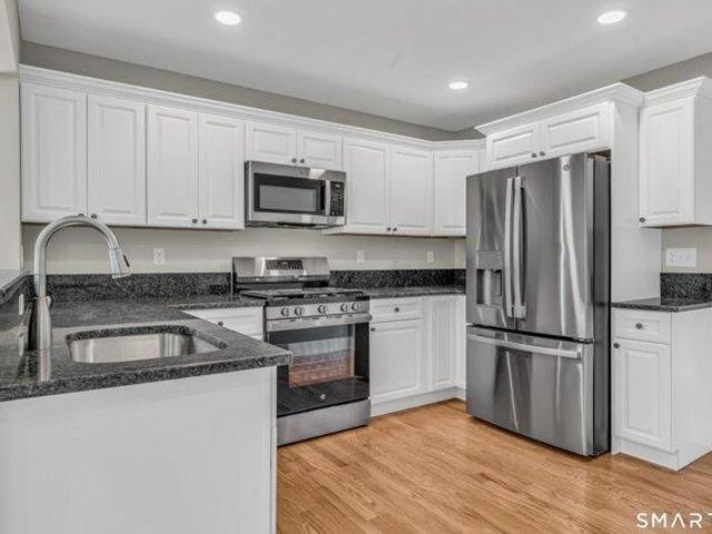 house with 3 bedroom, Beacon Falls CT DS103499664