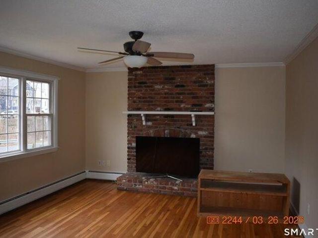 house with 3 bedroom, Beacon Falls CT ES103966707