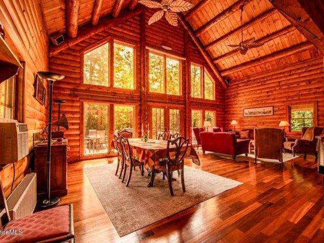 house with 3 bedroom, Becket MA ES105587767