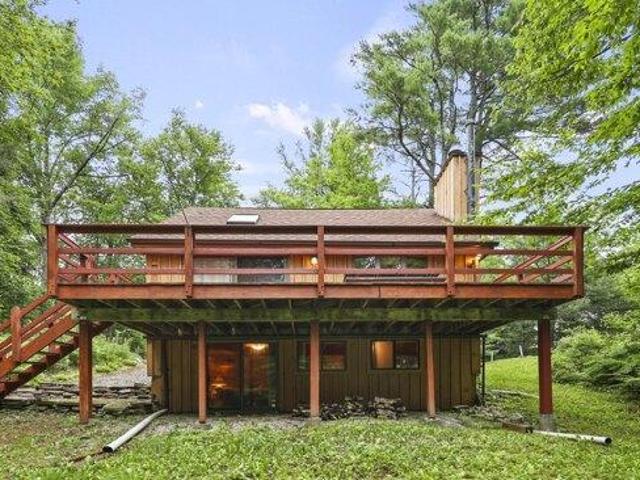 house with 3 bedroom, Becket MA ES105109142