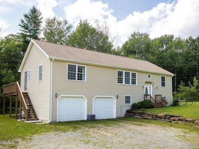 house with 3 bedroom, Becket MA ES105158653