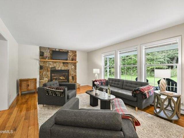 house with 3 bedroom, Becket MA ES105175692