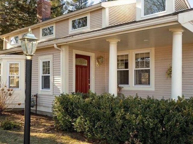 house with 3 bedroom, Bedford MA DLS102668613
