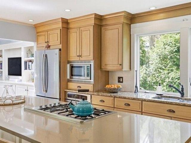 house with 3 bedroom, Bedford MA ES104075922
