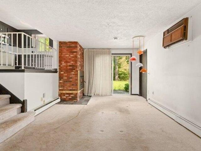 house with 3 bedroom, Bedford MA ES104606795