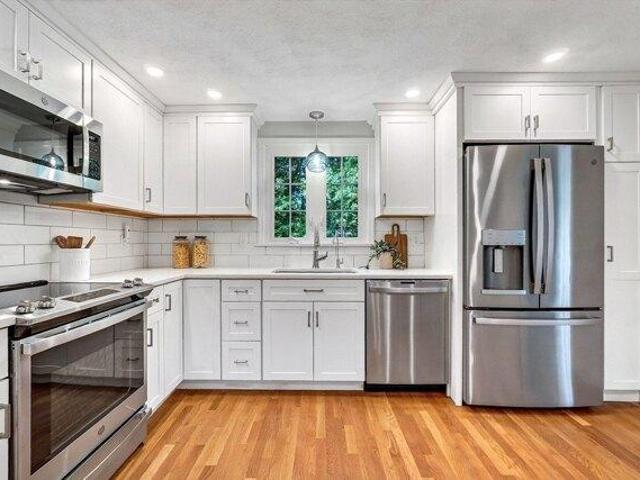 house with 3 bedroom, Bedford MA ES105041437