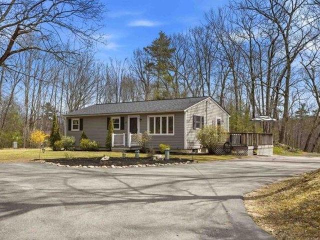 house with 3 bedroom, Bedford NH DS103159278
