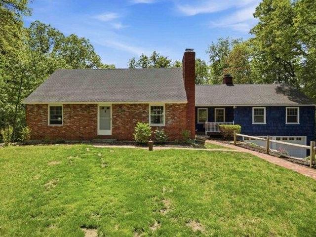 house with 3 bedroom, Bedford NH DS103222255