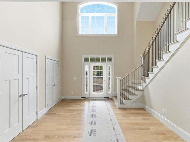 house with 3 bedroom, Bedford NH ES104832650
