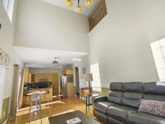house with 3 bedroom, Bedford NH ES105106123