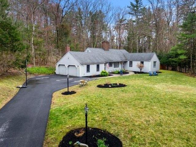 house with 3 bedroom, Bedford NH ES103074976