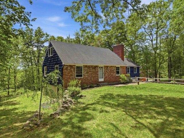 house with 3 bedroom, Bedford NH ES103222255