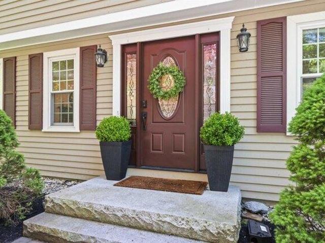 house with 3 bedroom, Bedford NH ES103497902
