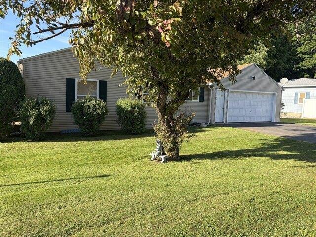 house with 3 bedroom, Belchertown MA DLS102824443