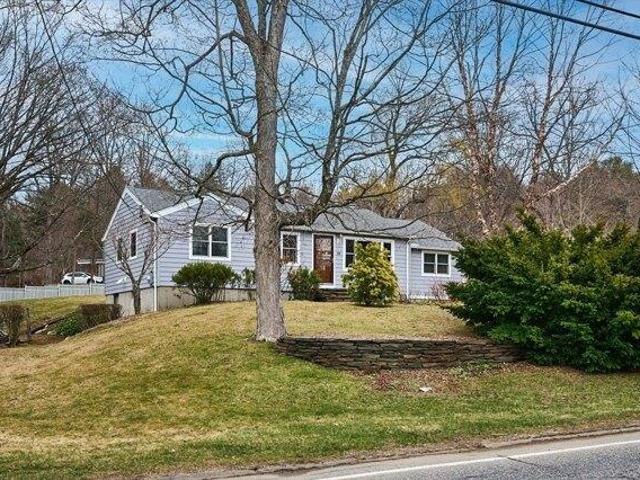 house with 3 bedroom, Belchertown MA DS102443374