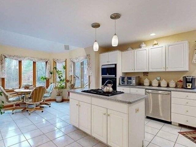house with 3 bedroom, Belchertown MA DS103126061