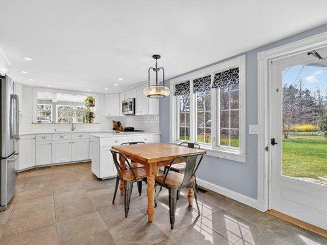 house with 3 bedroom, Belchertown MA DS103499675
