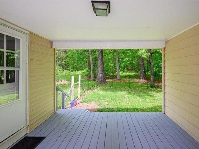 house with 3 bedroom, Belchertown MA DS103774015