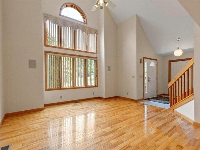 house with 3 bedroom, Belchertown MA ES103851205