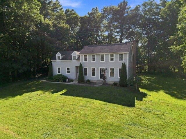 house with 3 bedroom, Belchertown MA ES105080650