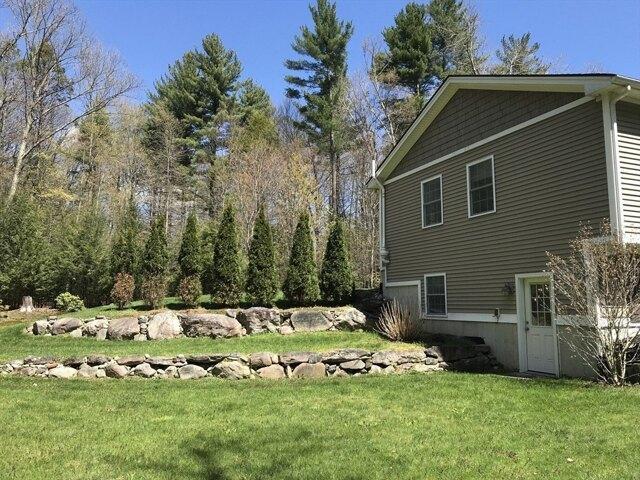 house with 3 bedroom, Belchertown MA ES105092560
