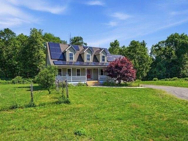 house with 3 bedroom, Belchertown MA ES105104725