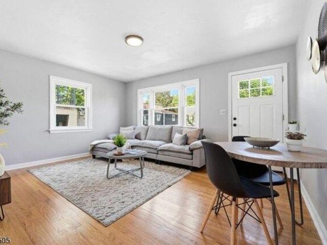 house with 3 bedroom, Belleville NJ ES103625733