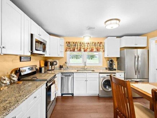 house with 3 bedroom, Bellingham MA DLS102283219