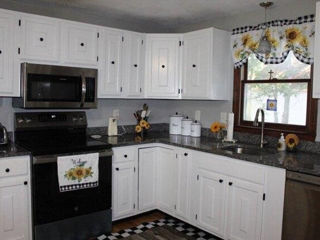 house with 3 bedroom, Bellingham MA ES105109338