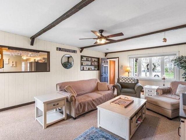 house with 3 bedroom, Bellingham MA ES103439929