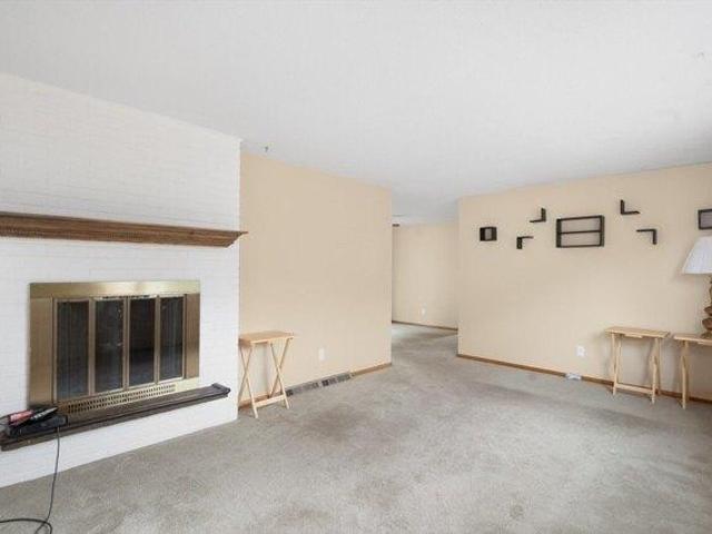 house with 3 bedroom, Bellingham MA ES103928521