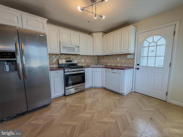house with 3 bedroom, Bellmawr NJ DS102565908