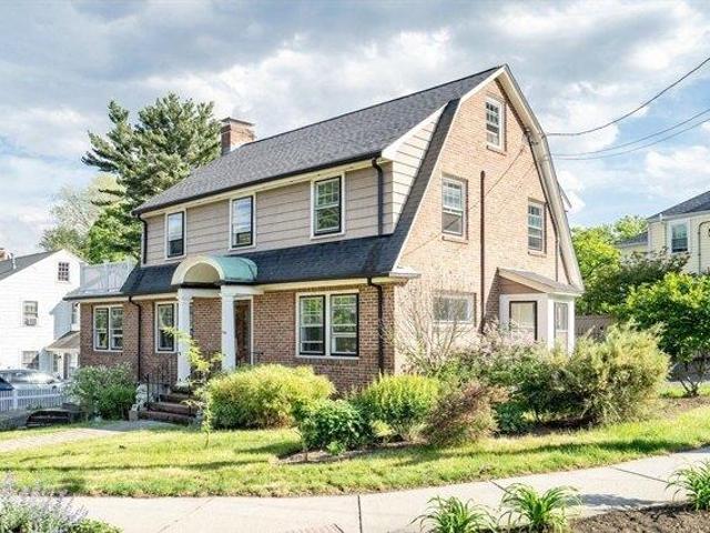house with 3 bedroom, Belmont MA DLS103020828