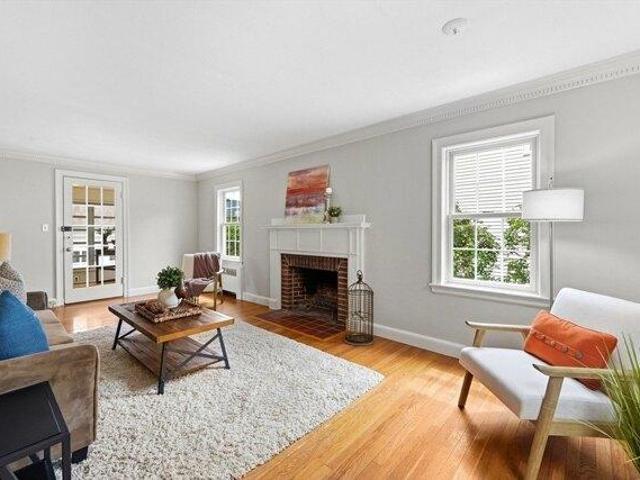 house with 3 bedroom, Belmont MA DS104187823