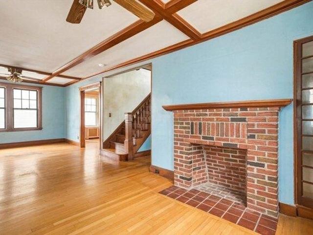 house with 3 bedroom, Belmont MA ES104233860