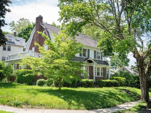 house with 3 bedroom, Belmont MA ES104606053