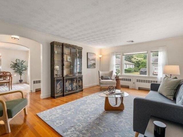 house with 3 bedroom, Belmont MA ES104609292