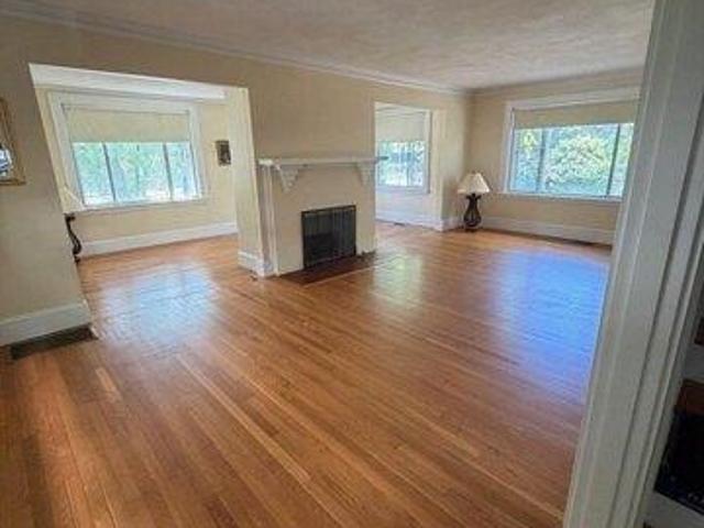 house with 3 bedroom, Belmont MA ES105059337